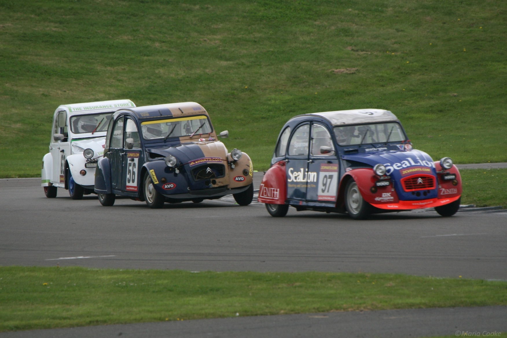 About the 2CV 24 hour race – Classic 2CV Racing Club