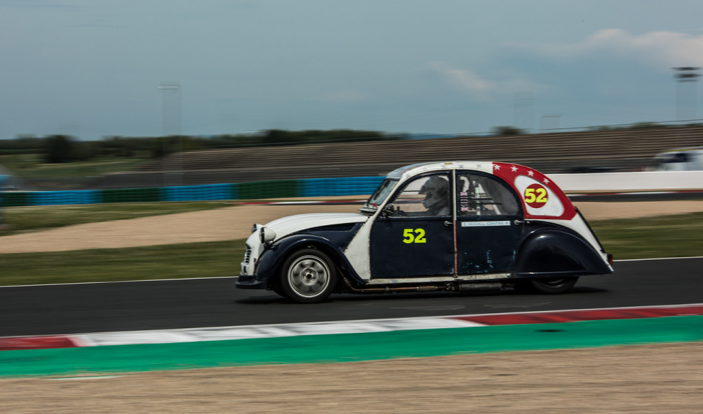 UK 2CV Hybrid class – Classic 2CV Racing Club